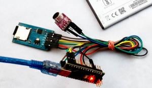 Simple Arduino Voice Recorder for Spy Bug Voice Recording